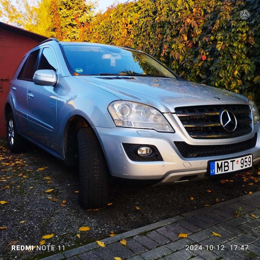 Grey Mercedes-Benz ML 320 2009 in Kaunas, with an engine capacity of 3.00 L and mileage of 334 thousand km for 8300 €, photo 1 on AUTOMOTO.COM.LV