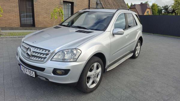 Pelēks Mercedes-Benz ML 320 2009 Kelmė, ar dzinēja tilpumu 3.00 L un nobraukumu 318 tūkst. km par 5000 €, foto 1 vietnē AUTOMOTO.COM.LV
