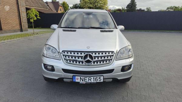 Pelēks Mercedes-Benz ML 320 2009 Kelmė, ar dzinēja tilpumu 3.00 L un nobraukumu 318 tūkst. km par 5000 €, foto 8 vietnē AUTOMOTO.COM.LV