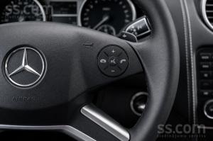 Grey Mercedes-Benz ML 320 2009 in Riga, with an engine capacity of 3.00 L and mileage of 307 thousand km for 6995 €, photo 20 on AUTOMOTO.COM.LV