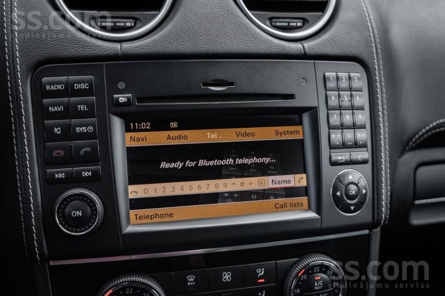 Grey Mercedes-Benz ML 320 2009 in Riga, with an engine capacity of 3.00 L and mileage of 307 thousand km for 6995 €, photo 26 on AUTOMOTO.COM.LV