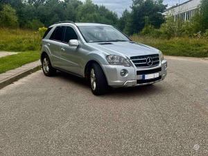 Серый Мерседес МЛ 320 2009 в Вильнюс, объемом двигателя 2.99 л и пробегом 312 тыс. км за 3990 €, фото  на AUTOMOTO.COM.LV