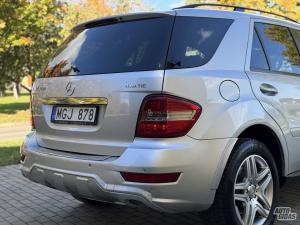 Серый Мерседес МЛ 320 2009 в Каунас, объемом двигателя 3.00 л и пробегом 0 тыс. км за 3500 €, фото 9 на AUTOMOTO.COM.LV