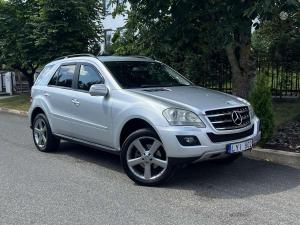 Grey Mercedes-Benz ML 320 2011 in Vilnius, with an engine capacity of 3.20 L and mileage of 230 thousand km for 6600 €, photo 7 on AUTOMOTO.COM.LV