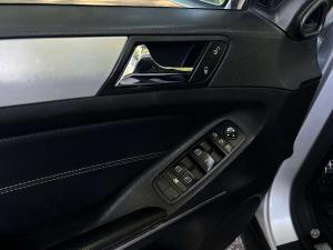 Grey Mercedes-Benz ML 320 2011 in Vilnius, with an engine capacity of 3.20 L and mileage of 230 thousand km for 6950 €, photo 15 on AUTOMOTO.COM.LV