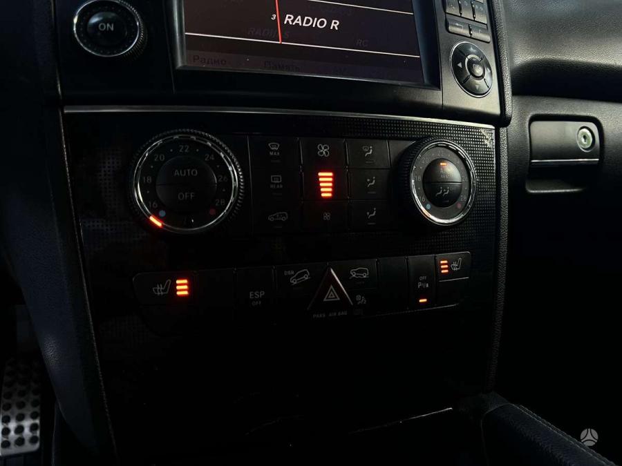 Grey Mercedes-Benz ML 320 2011 in Vilnius, with an engine capacity of 3.20 L and mileage of 230 thousand km for 6950 €, photo 21 on AUTOMOTO.COM.LV