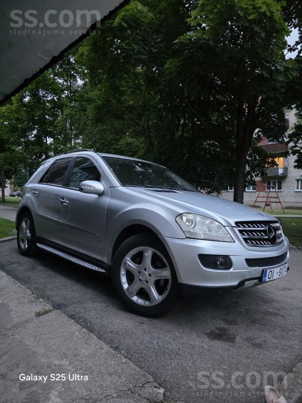 Grey Mercedes-Benz ML 320 2005 in Preili, with an engine capacity of 3.00 L and mileage of 0 thousand km for 5500 €, photo 2 on AUTOMOTO.COM.LV
