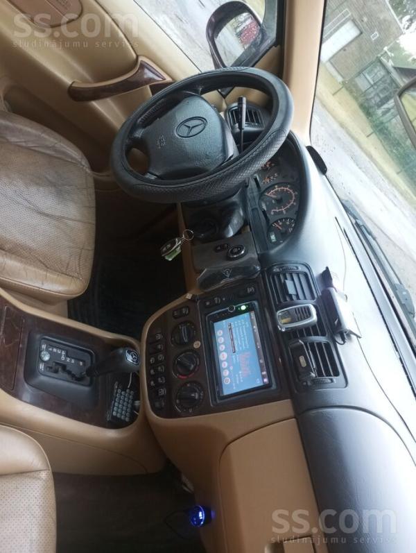 Sarkans Mercedes-Benz ML 320 1999 Liepāja, ar dzinēja tilpumu 3.20 L un nobraukumu 327 tūkst. km par 2600 €, foto 4 vietnē AUTOMOTO.COM.LV