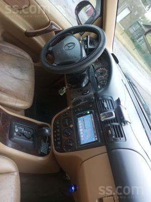 Sarkans Mercedes-Benz ML 320 1999 Liepāja, ar dzinēja tilpumu 3.20 L un nobraukumu 327 tūkst. km par 2600 €, foto 5 vietnē AUTOMOTO.COM.LV
