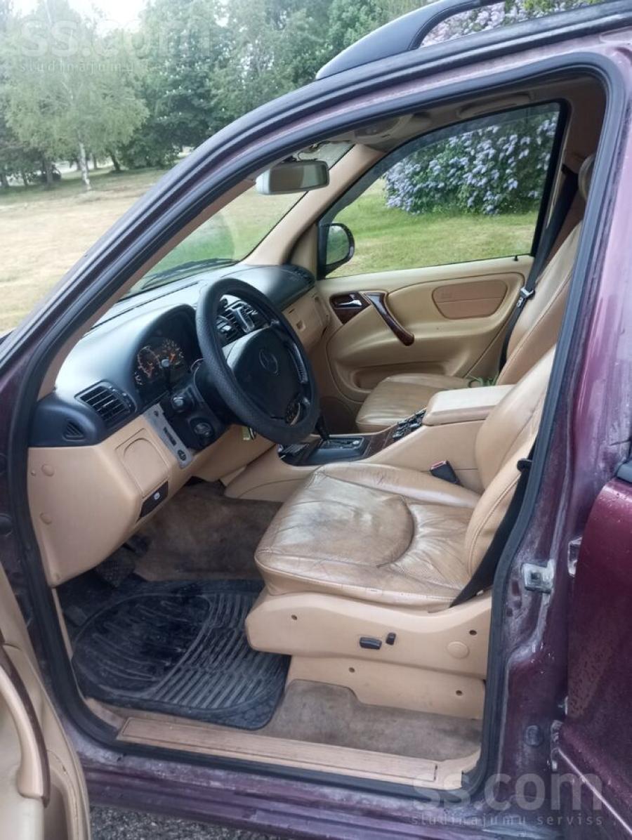 Sarkans Mercedes-Benz ML 320 1999 Liepāja, ar dzinēja tilpumu 3.20 L un nobraukumu 327 tūkst. km par 2600 €, foto 11 vietnē AUTOMOTO.COM.LV
