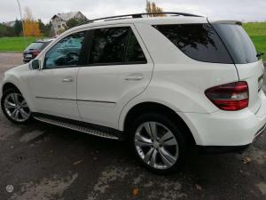 Balts Mercedes-Benz ML 320 2006 Kauņa, ar dzinēja tilpumu 2.99 L un nobraukumu 327 tūkst. km par 5900 €, foto 4 vietnē AUTOMOTO.COM.LV