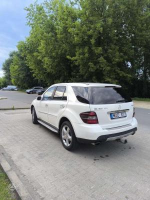 Balts Mercedes-Benz ML 320 2008 Viļņa, ar dzinēja tilpumu 3.00 L un nobraukumu 274 tūkst. km par 8200 €, foto 6 vietnē AUTOMOTO.COM.LV