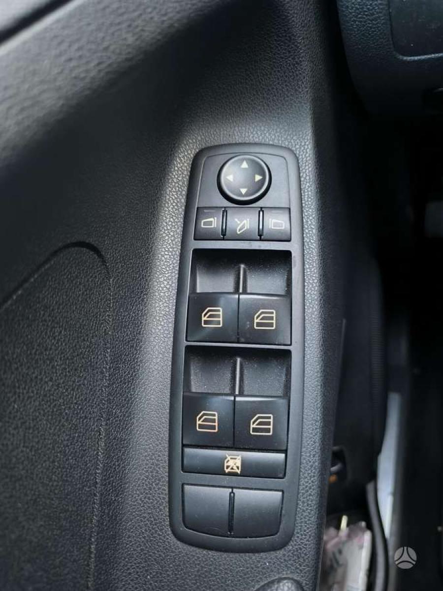 Balts Mercedes-Benz ML 320 2008 Viļņa, ar dzinēja tilpumu 3.00 L un nobraukumu 274 tūkst. km par 8200 €, foto 14 vietnē AUTOMOTO.COM.LV