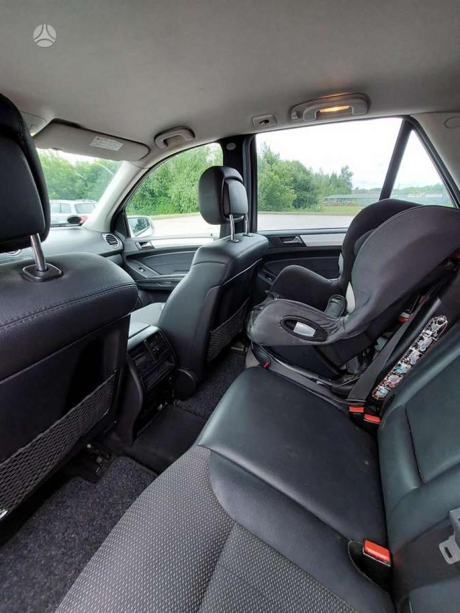 Balts Mercedes-Benz ML 320 2008 Jurbarkas, ar dzinēja tilpumu 2.99 L un nobraukumu 478 tūkst. km par 6500 €, foto 9 vietnē AUTOMOTO.COM.LV