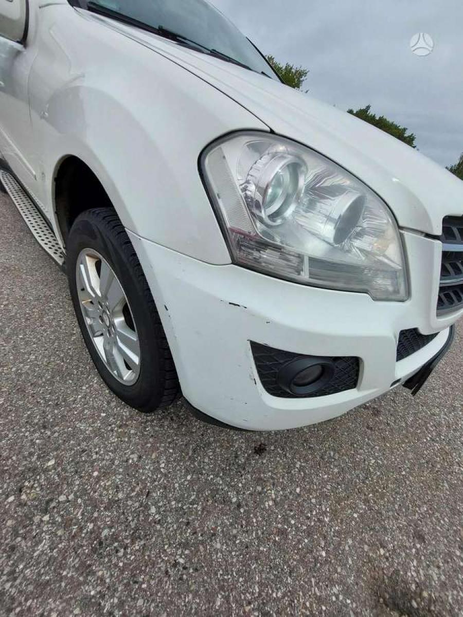 Balts Mercedes-Benz ML 320 2008 Jurbarkas, ar dzinēja tilpumu 2.99 L un nobraukumu 478 tūkst. km par 6500 €, foto 12 vietnē AUTOMOTO.COM.LV