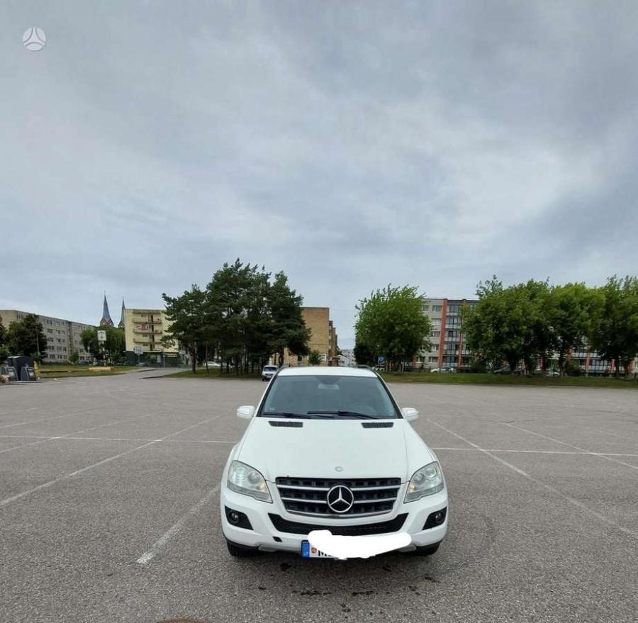 Balts Mercedes-Benz ML 320 2008 Jurbarkas, ar dzinēja tilpumu 2.99 L un nobraukumu 478 tūkst. km par 6500 €, foto 13 vietnē AUTOMOTO.COM.LV