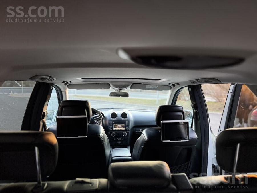 White Mercedes-Benz ML 320 2009 in Rezekne, with an engine capacity of 3.00 L and mileage of 294 thousand km for 7800 €, photo 6 on AUTOMOTO.COM.LV