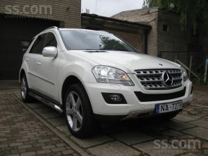 Balts Mercedes-Benz ML 320 2009 Rīga, ar dzinēja tilpumu 3.00 L un nobraukumu 349 tūkst. km par 7800 €, foto 3 vietnē AUTOMOTO.COM.LV