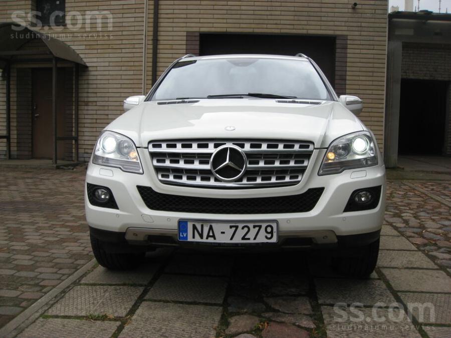Balts Mercedes-Benz ML 320 2009 Rīga, ar dzinēja tilpumu 3.00 L un nobraukumu 349 tūkst. km par 7800 €, foto 4 vietnē AUTOMOTO.COM.LV
