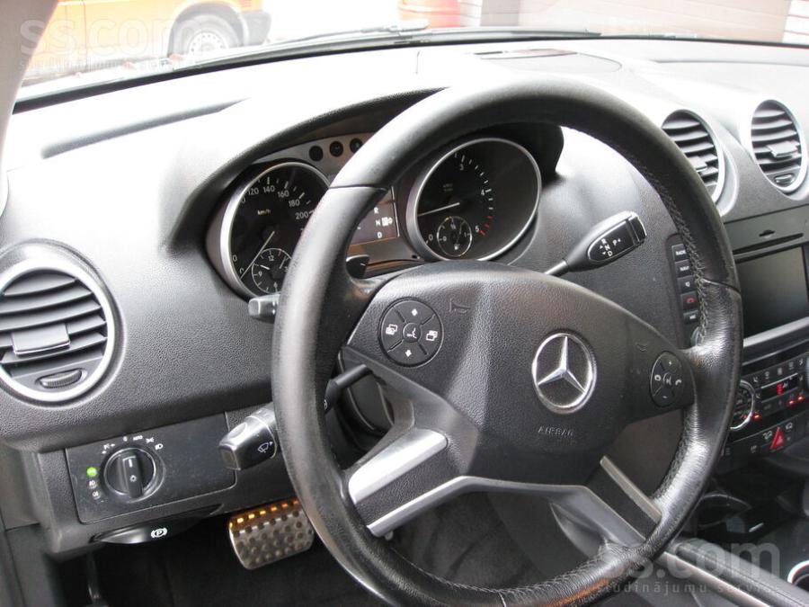 Balts Mercedes-Benz ML 320 2009 Rīga, ar dzinēja tilpumu 3.00 L un nobraukumu 349 tūkst. km par 7800 €, foto 13 vietnē AUTOMOTO.COM.LV