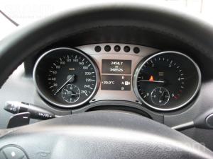 Balts Mercedes-Benz ML 320 2009 Rīga, ar dzinēja tilpumu 3.00 L un nobraukumu 349 tūkst. km par 7800 €, foto 15 vietnē AUTOMOTO.COM.LV