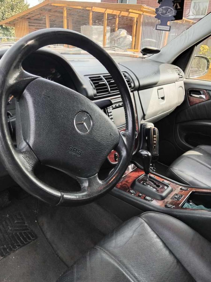 Melns Mercedes-Benz ML 350 2003 Biržai, ar dzinēja tilpumu 3.72 L un nobraukumu 304 tūkst. km par 2950 €, foto 7 vietnē AUTOMOTO.COM.LV