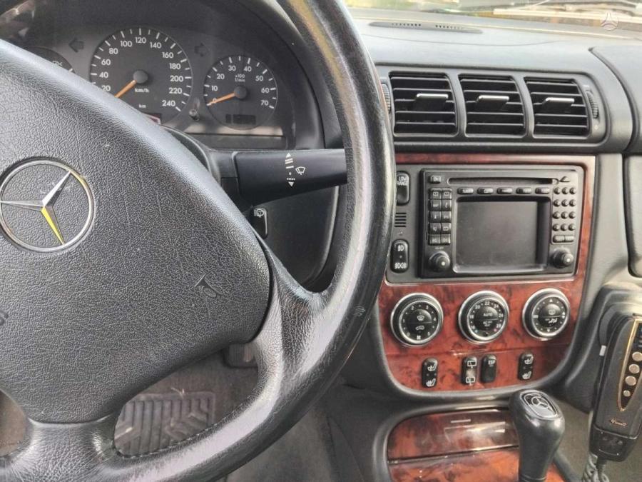 Melns Mercedes-Benz ML 350 2003 Biržai, ar dzinēja tilpumu 3.72 L un nobraukumu 304 tūkst. km par 2950 €, foto 8 vietnē AUTOMOTO.COM.LV