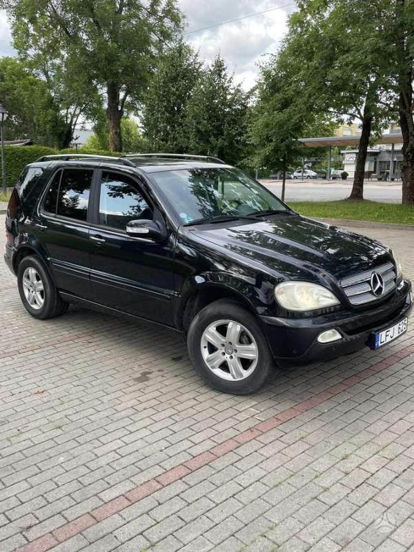 Черный Мерседес МЛ 350 2004 в Мажейкяй, объемом двигателя 3.72 л и пробегом 264 тыс. км за 3500 €, фото 6 на AUTOMOTO.COM.LV