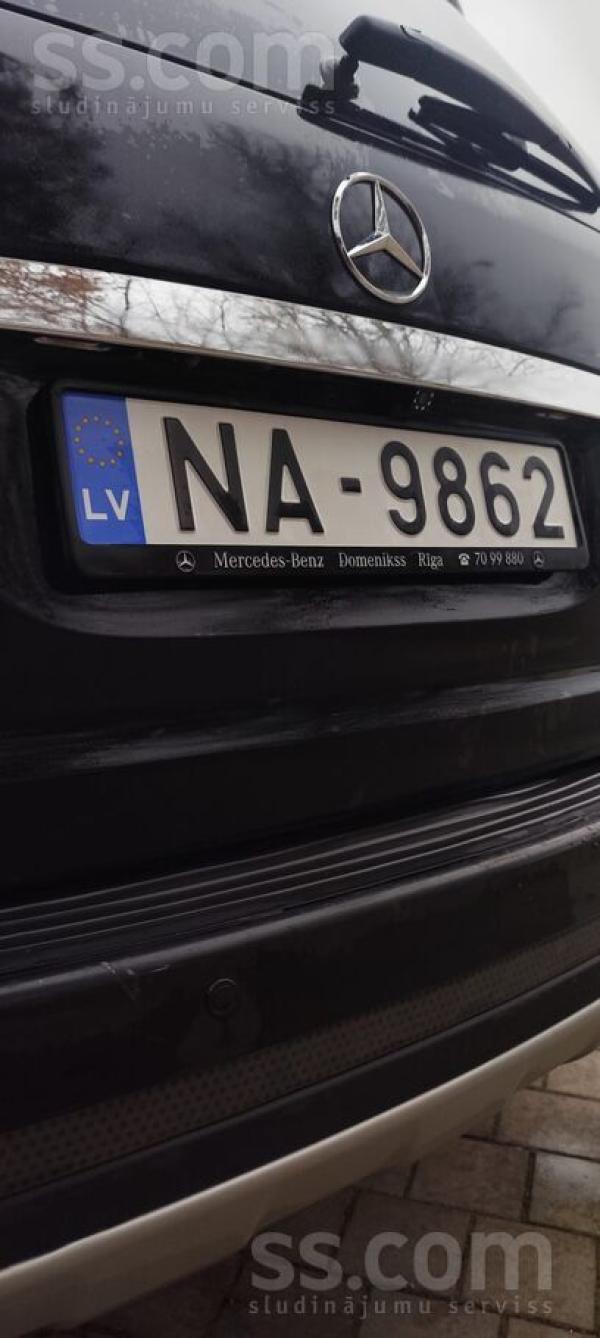 Black Mercedes-Benz ML 350 2006 in Riga, with an engine capacity of 3.50 L and mileage of 316 thousand km for 6600 €, photo 7 on AUTOMOTO.COM.LV