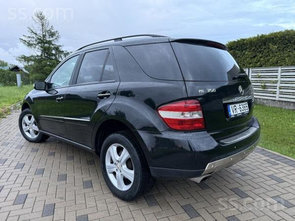 Черный Мерседес МЛ 350 2006 в Рига, объемом двигателя 3.50 л и пробегом 350 тыс. км за 4850 €, фото 4 на AUTOMOTO.COM.LV