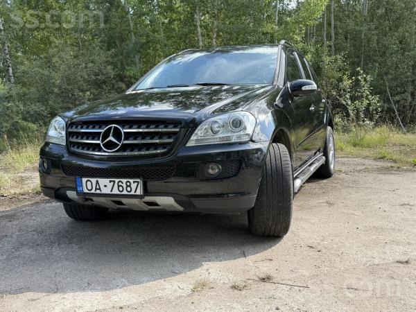 Черный Мерседес МЛ 350 2006 в Рига, объемом двигателя 3.50 л и пробегом 233 тыс. км за 4999 €, фото 1 на AUTOMOTO.COM.LV