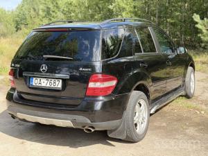 Черный Мерседес МЛ 350 2006 в Рига, объемом двигателя 3.50 л и пробегом 233 тыс. км за 4999 €, фото 20 на AUTOMOTO.COM.LV