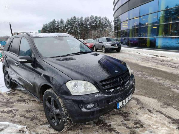 Black Mercedes-Benz ML 350 2008 in Vilnius, with an engine capacity of 2.99 L and mileage of 343 thousand km for 3650 €, photo 1 on AUTOMOTO.COM.LV