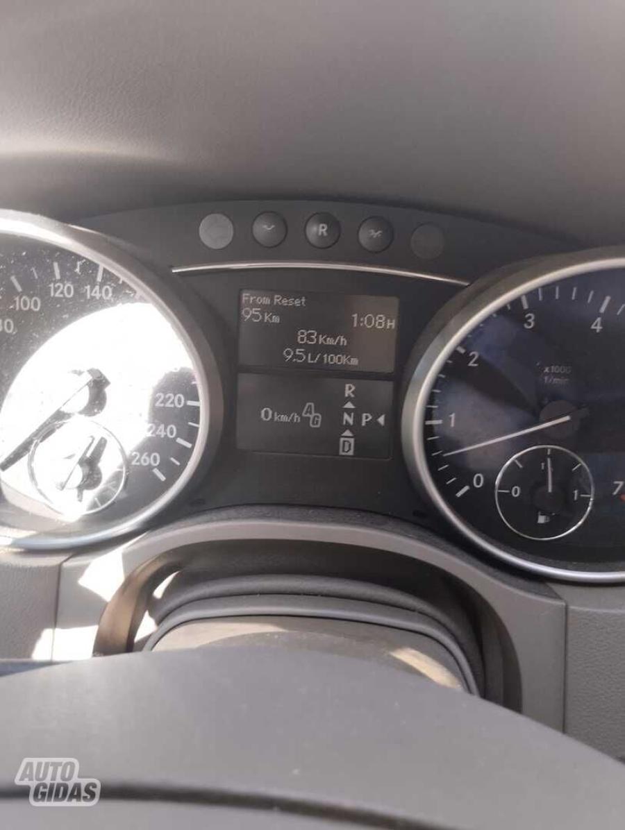 Melns Mercedes-Benz ML 350 2008 Viļņa, ar dzinēja tilpumu 3.50 L un nobraukumu 324 tūkst. km par 7100 €, foto 14 vietnē AUTOMOTO.COM.LV