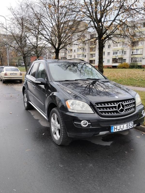 Melns Mercedes-Benz ML 350 2008 Viļņa, ar dzinēja tilpumu 3.50 L un nobraukumu 324 tūkst. km par 6900 €, foto 1 vietnē AUTOMOTO.COM.LV