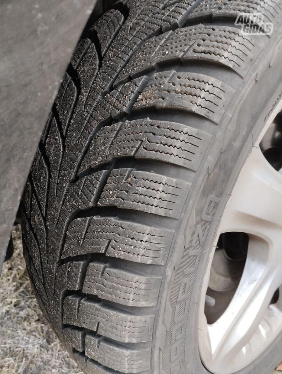 Black Mercedes-Benz ML 350 2008 in Vilnius, with an engine capacity of 3.50 L and mileage of 324 thousand km for 6900 €, photo 13 on AUTOMOTO.COM.LV