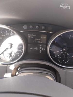 Black Mercedes-Benz ML 350 2008 in Vilnius, with an engine capacity of 3.50 L and mileage of 324 thousand km for 6900 €, photo 14 on AUTOMOTO.COM.LV