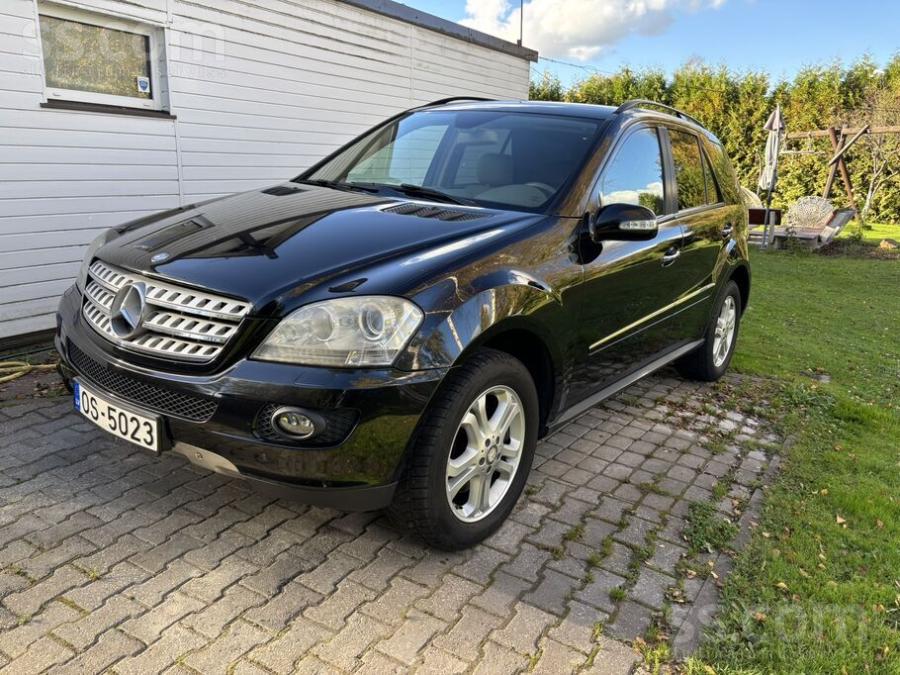 Black Mercedes-Benz ML 350 2008 in Riga, with an engine capacity of 3.50 L and mileage of 205 thousand km for 5000 €, photo 1 on AUTOMOTO.COM.LV