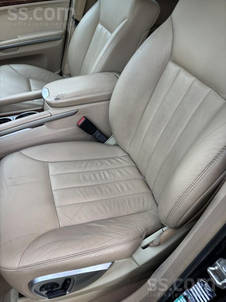 Black Mercedes-Benz ML 350 2008 in Riga, with an engine capacity of 3.50 L and mileage of 205 thousand km for 5000 €, photo 13 on AUTOMOTO.COM.LV