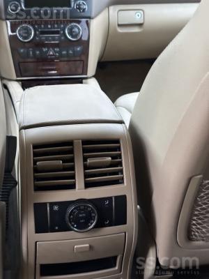 Black Mercedes-Benz ML 350 2008 in Riga, with an engine capacity of 3.50 L and mileage of 205 thousand km for 5000 €, photo 30 on AUTOMOTO.COM.LV