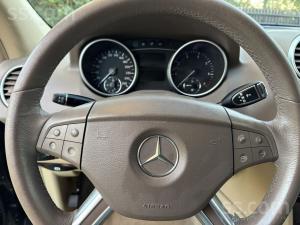 Black Mercedes-Benz ML 350 2008 in Riga, with an engine capacity of 3.50 L and mileage of 205 thousand km for 5000 €, photo 32 on AUTOMOTO.COM.LV
