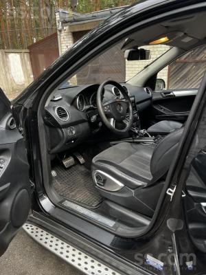 Melns Mercedes-Benz ML 350 2008 Rīga, ar dzinēja tilpumu 3.50 L un nobraukumu 250 tūkst. km par 6500 €, foto 6 vietnē AUTOMOTO.COM.LV