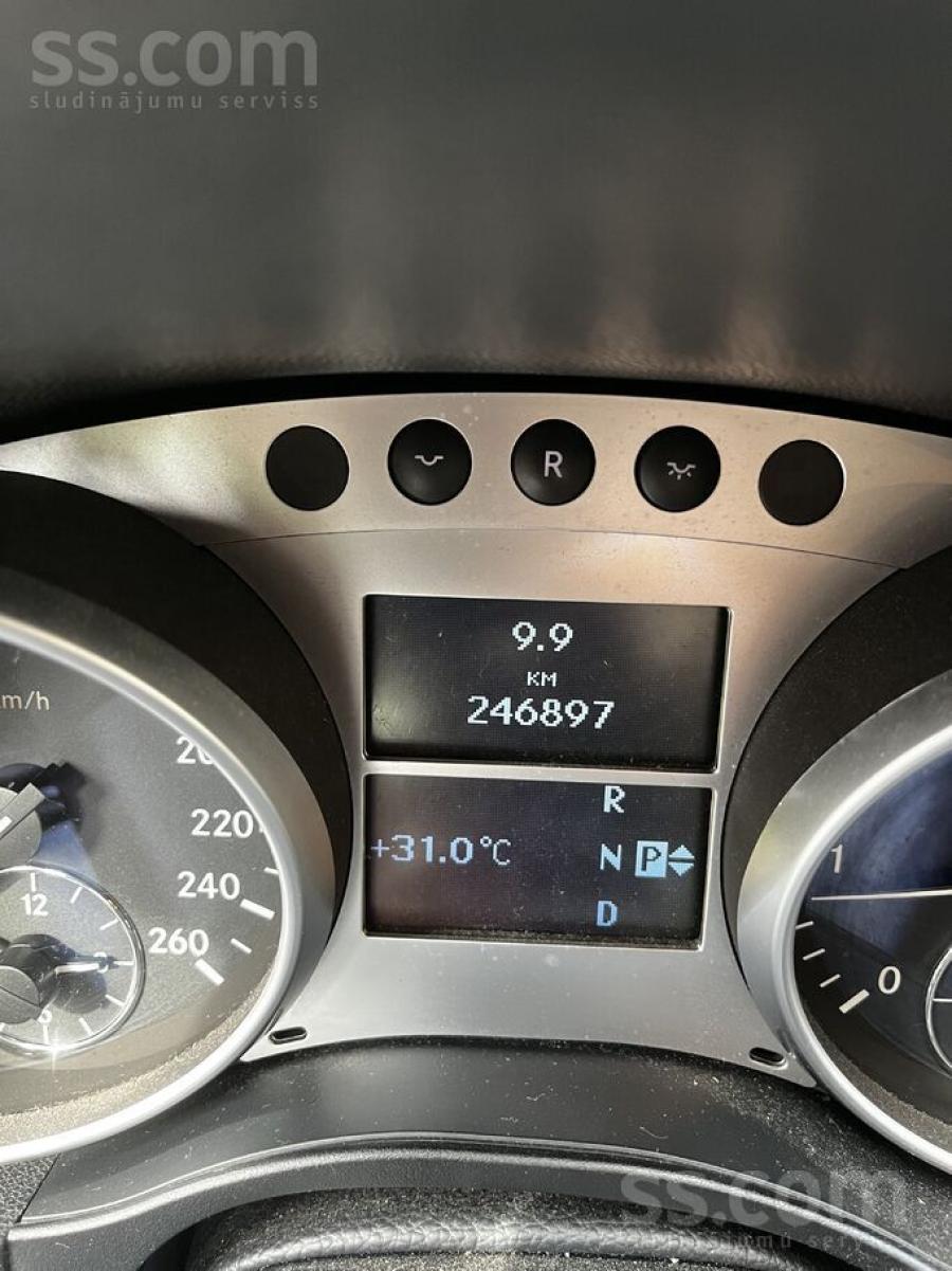 Melns Mercedes-Benz ML 350 2008 Rīga, ar dzinēja tilpumu 3.50 L un nobraukumu 250 tūkst. km par 6500 €, foto 13 vietnē AUTOMOTO.COM.LV