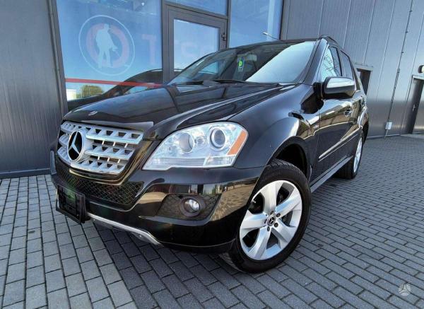 Melns Mercedes-Benz ML 350 2009 Šauļi, ar dzinēja tilpumu 3.20 L un nobraukumu 220 tūkst. km par 8300 €, foto 3 vietnē AUTOMOTO.COM.LV