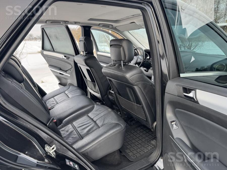 Melns Mercedes-Benz ML 350 2009 Ogre, ar dzinēja tilpumu 3.00 L un nobraukumu 307 tūkst. km par 8400 €, foto 14 vietnē AUTOMOTO.COM.LV