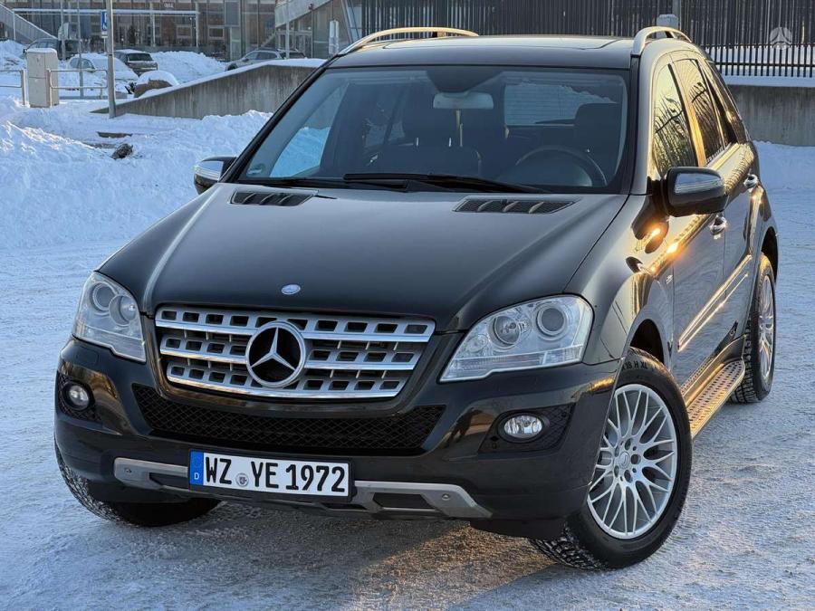 Melns Mercedes-Benz ML 350 2009 Jonava, ar dzinēja tilpumu 3.00 L un nobraukumu 285 tūkst. km par 9650 €, foto 1 vietnē AUTOMOTO.COM.LV