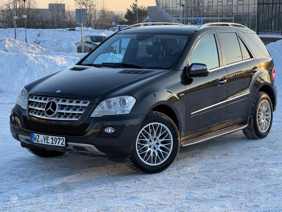 Melns Mercedes-Benz ML 350 2009 Jonava, ar dzinēja tilpumu 3.00 L un nobraukumu 285 tūkst. km par 9650 €, foto 3 vietnē AUTOMOTO.COM.LV