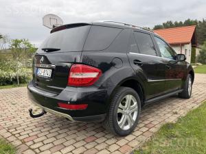 Черный Мерседес МЛ 350 2009 в Огре, объемом двигателя 3.00 л и пробегом 307 тыс. км за 6950 €, фото 7 на AUTOMOTO.COM.LV