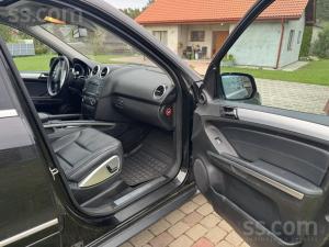 Черный Мерседес МЛ 350 2009 в Огре, объемом двигателя 3.00 л и пробегом 307 тыс. км за 6950 €, фото 11 на AUTOMOTO.COM.LV