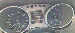 Melns Mercedes-Benz ML 350 2009 Rīga, ar dzinēja tilpumu 3.00 L un nobraukumu 248 tūkst. km par 9990 €, foto 12 vietnē AUTOMOTO.COM.LV